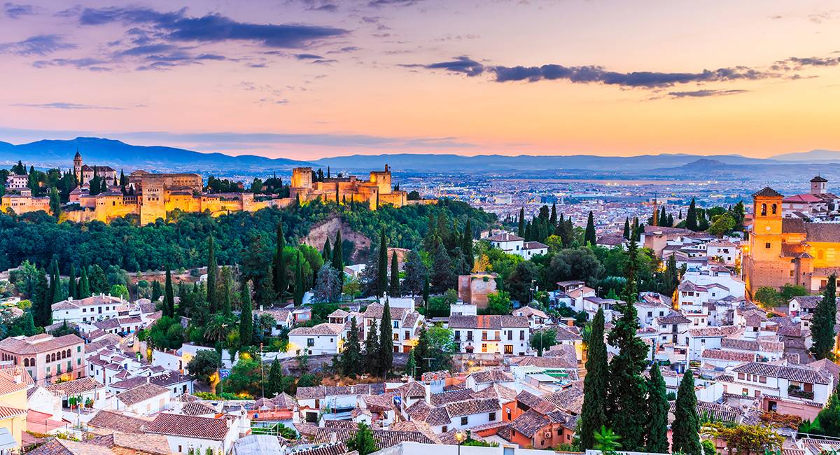 Torres emblemáticas de la Alhambra de Granada